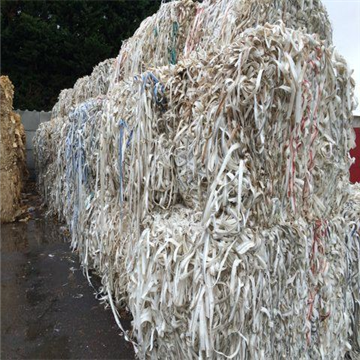 Exporting 200 Tons PVC Vinyl Flooring Scrap Eco Friendly